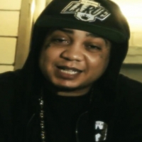 Gudda Gudda – Inside looking out