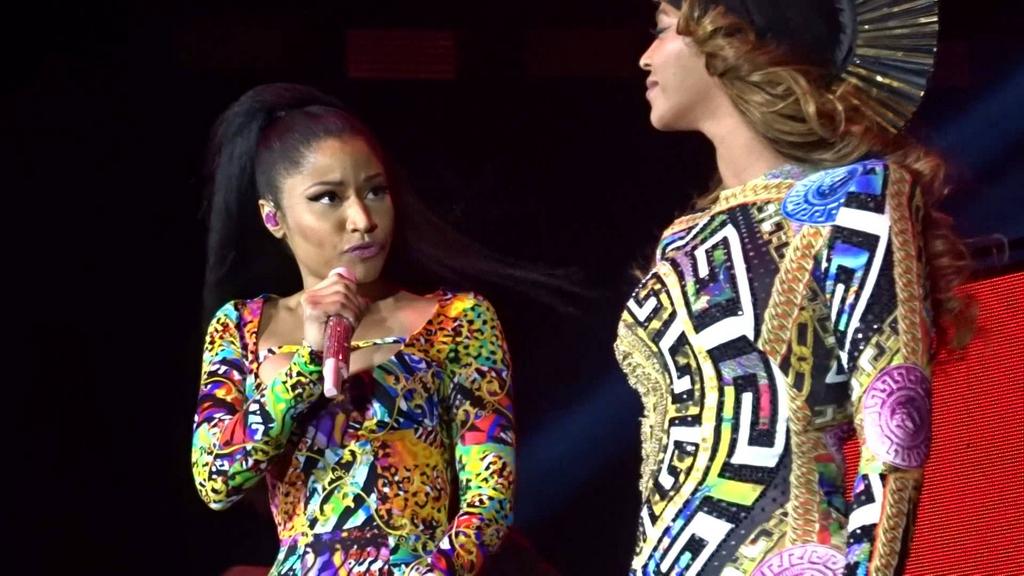 Beyoncé y Nicki Minaj interpretan ‘Flawless’ en París