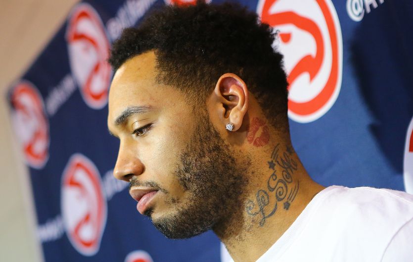 Mike Scott, jugador de los Hawks, se enfrenta a 25 años de condena
