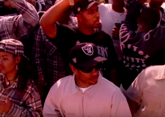 Versión inédita del vídeo de ‘Real Muthaphuckkin G’s’ de Eazy-E