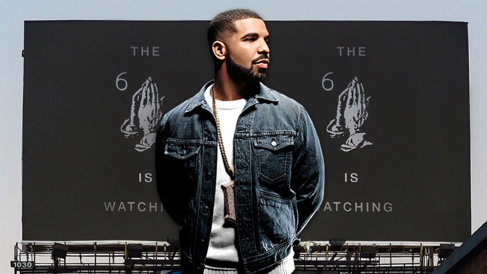 Drake le pilla el gusto a colocar vallas publicitarias para lanzar mensajes