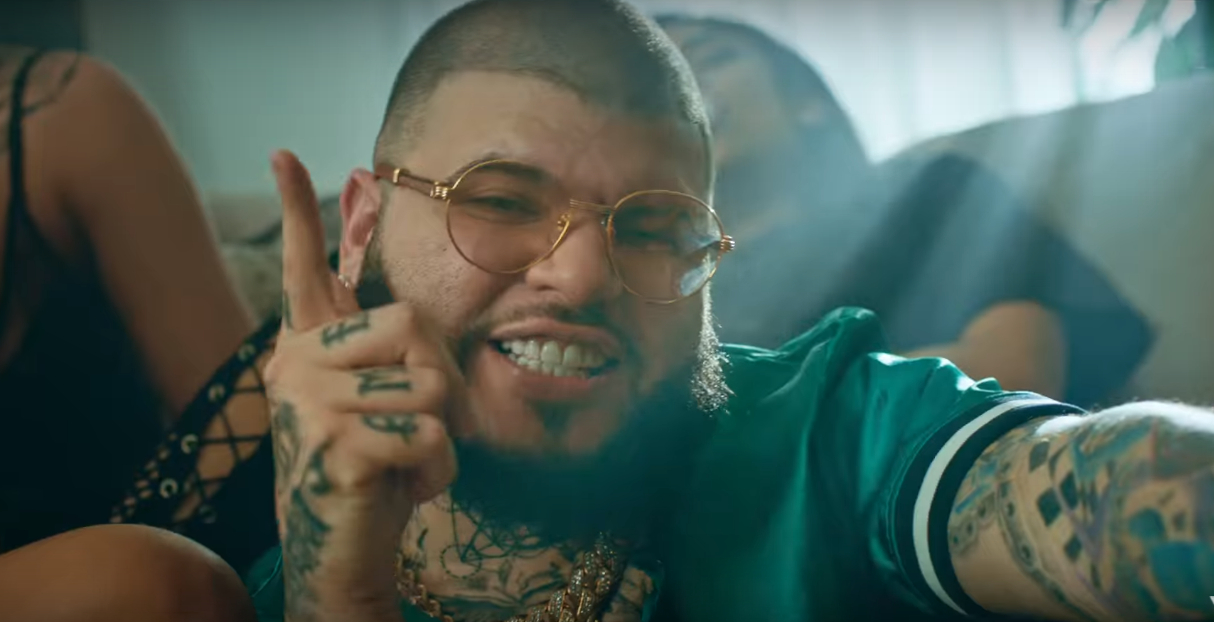 Farruko expulsa a 21 Savage de su nuevo remix de ‘Krippy Kush’