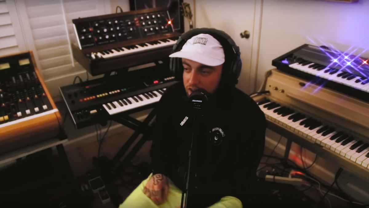 Mac Miller interpreta ‘Inertia‘ y lanza el merch de ‘Swimming’