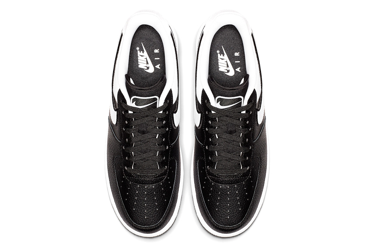 Nike le da un giro a las AF1 con tres modelos en dos tonos