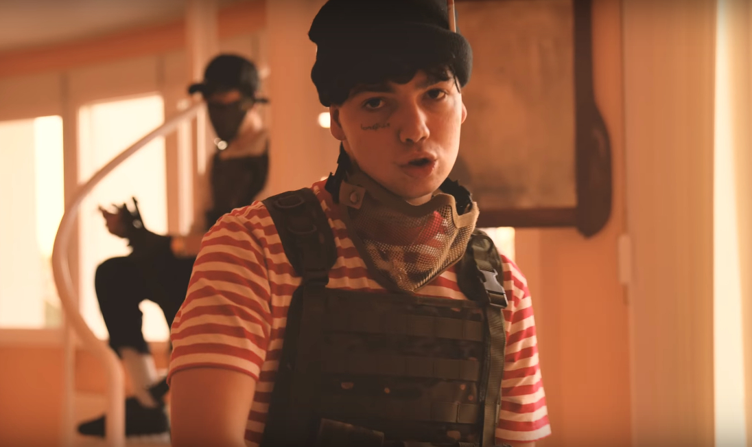 Moonkey y Marvin Cruz le ponen imágenes a ‘El Diablo Me Avisó’