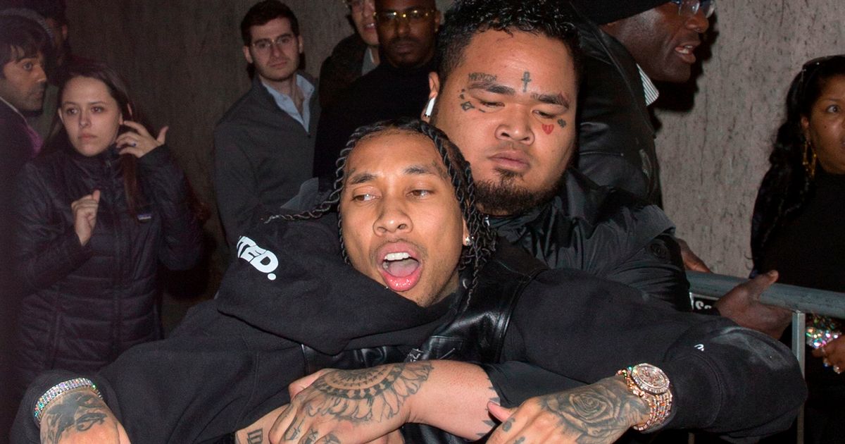 Tyga fue expulsado y arrastrado fuera de la fiesta de Floyd Mayweather