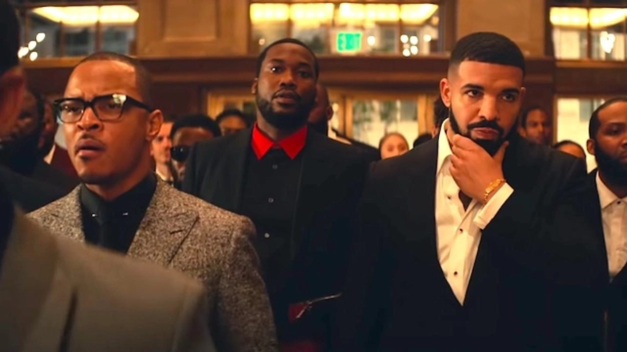 T.I. confirma los rumores: un amigo suyo le meó encima a Drake