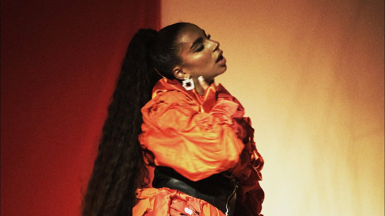 Deva libera el tema perfecto para escuchar de ‘After’ este verano