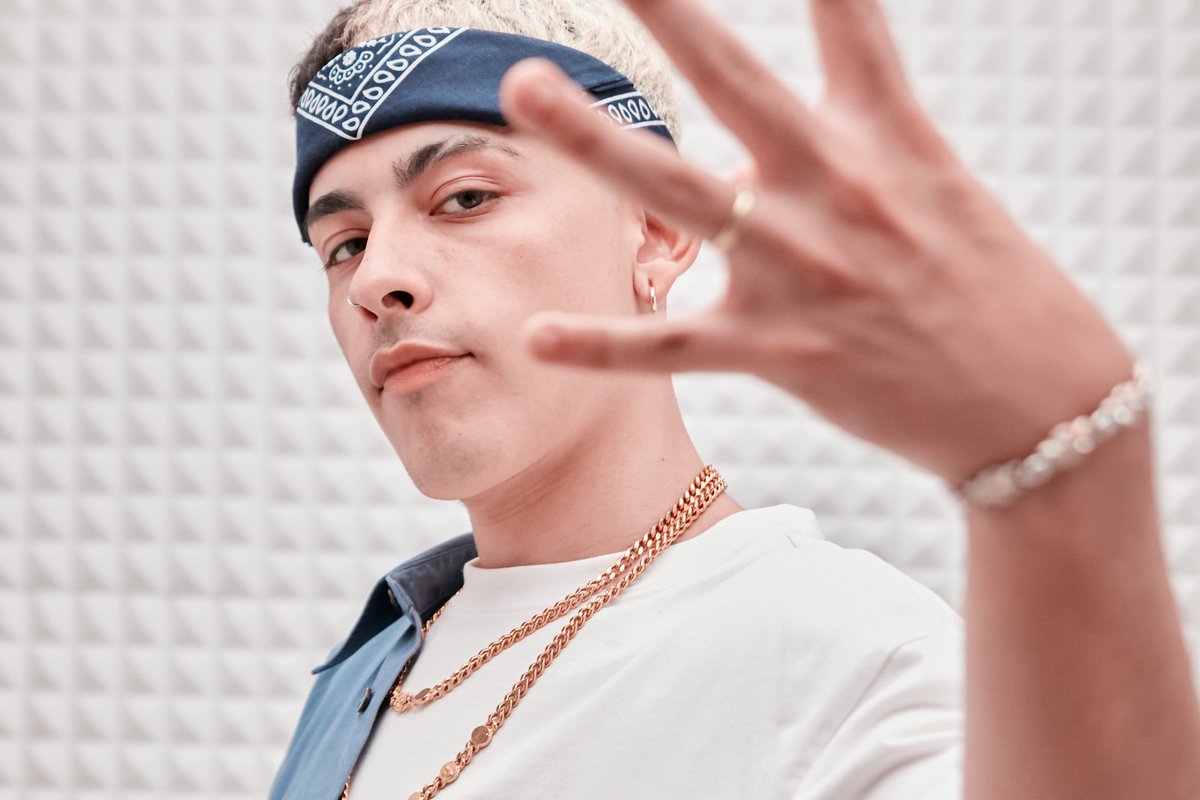 Trueno protagoniza una nueva Gallery Session con ‘Solo por vos’