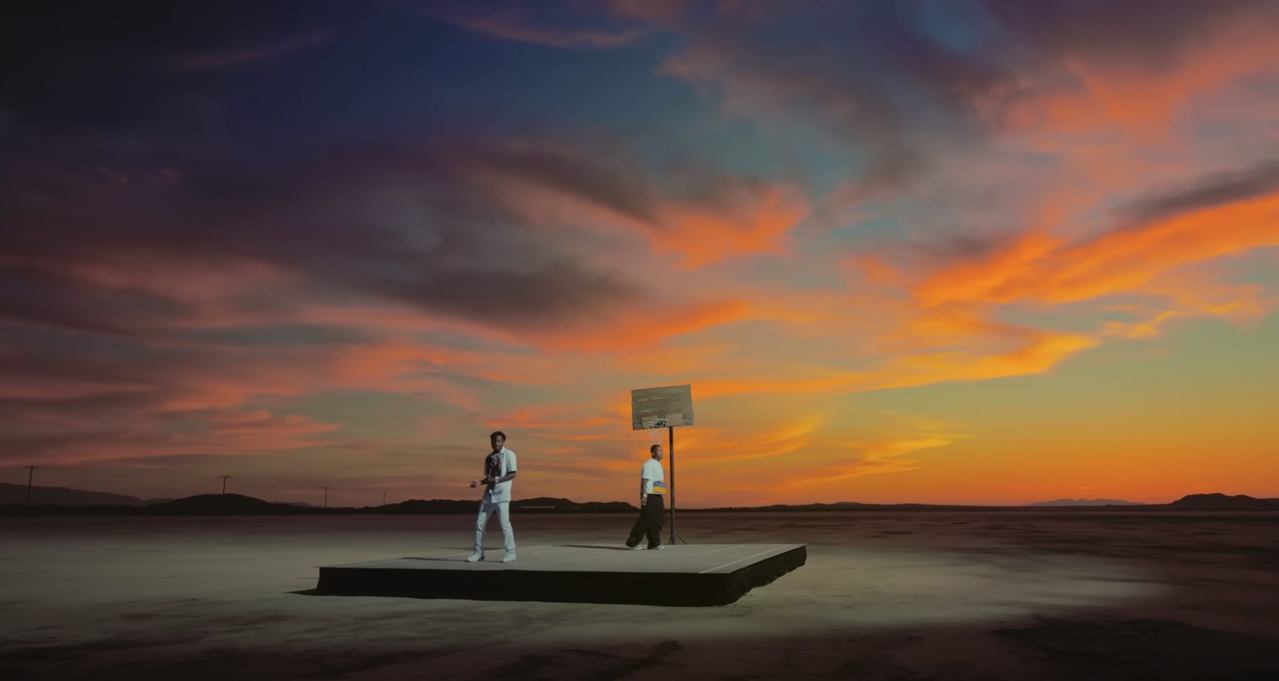 Roddy Ricch y Mustard nos llevan al desierto en el clip de ‘Real Talk’