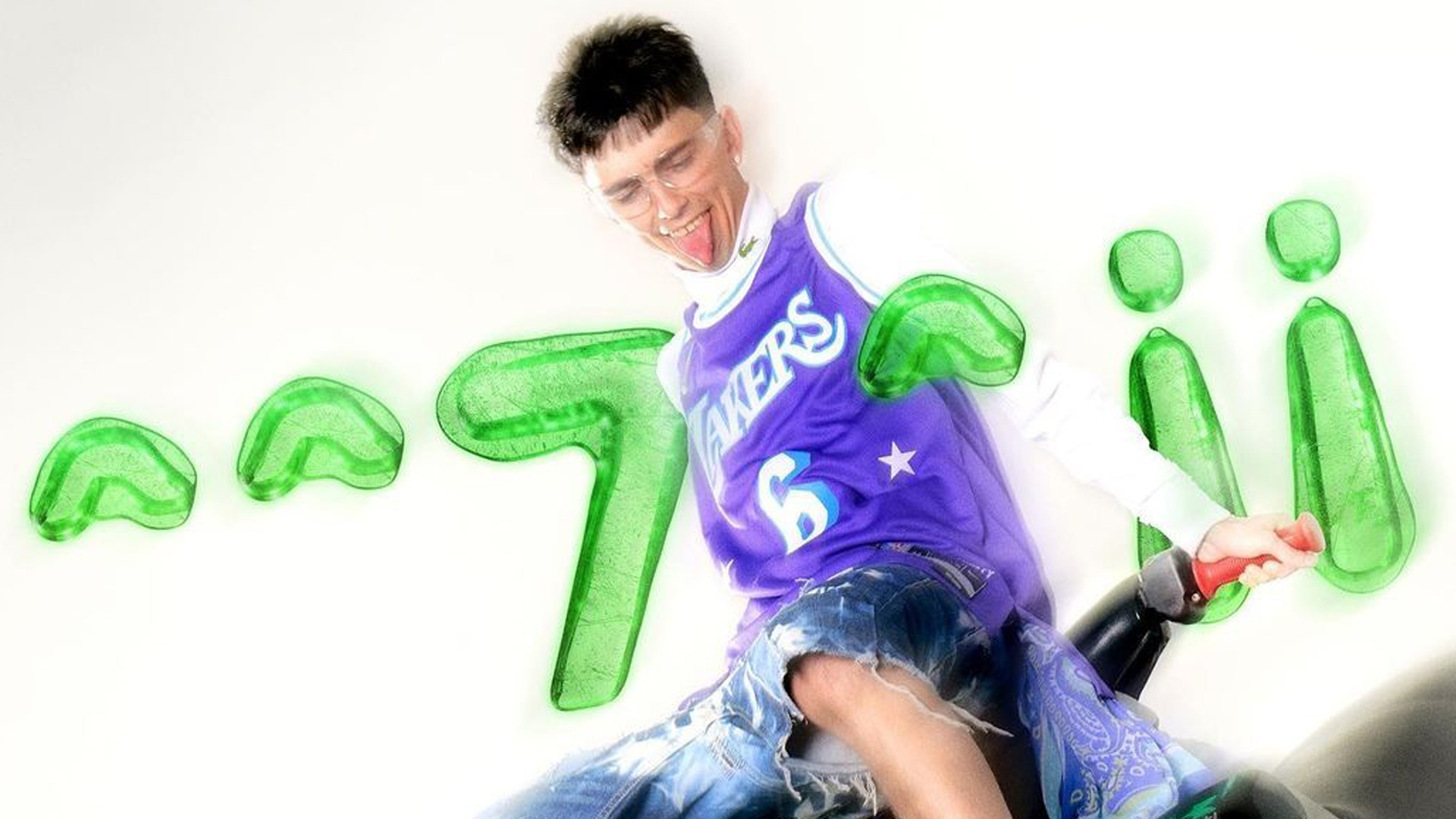 Mda continúa su saga personal con ‘^^7^ ii’ (MDA 2)