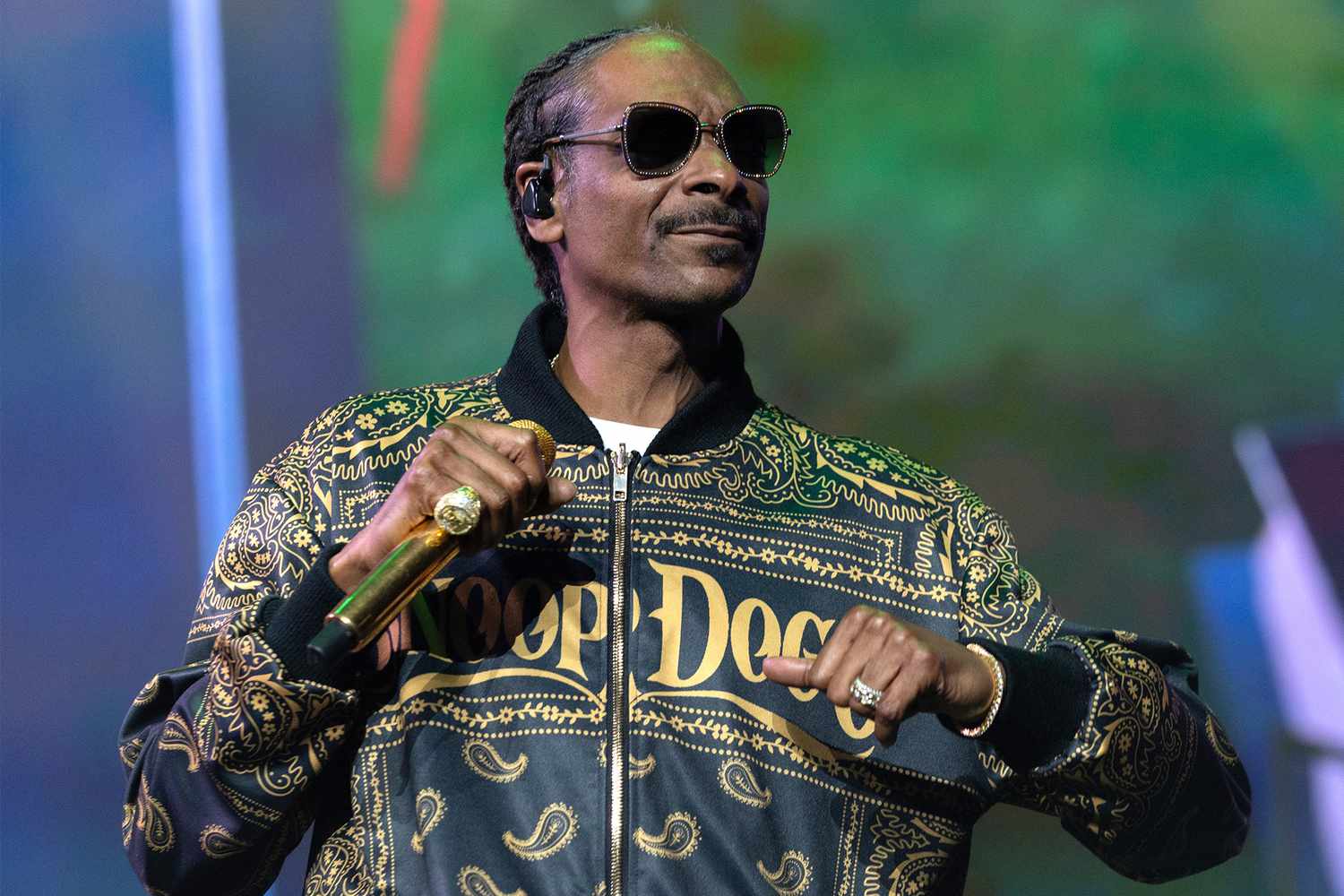 Snoop Dogg y Rick Ross actúan en la bienvenida a Trump