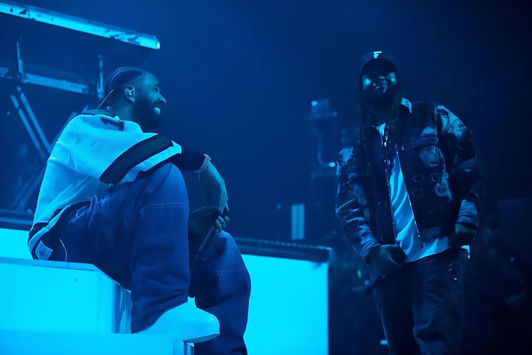 Drake y PartyNextDoor rompen récords con ‘$ome $exy $ongs 4 U’
