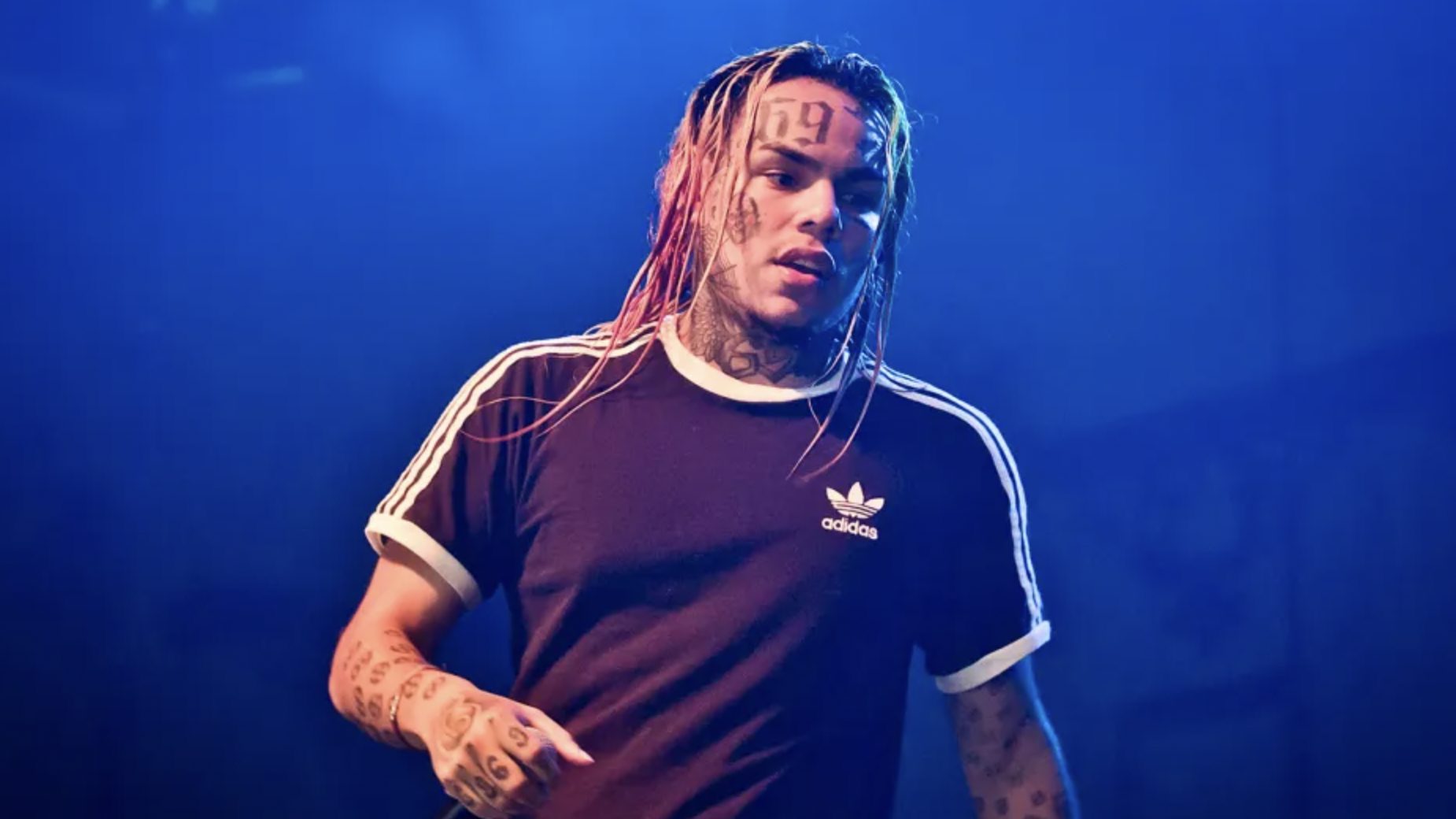 6ix9ine celebra su libertad: «I’m freeeeeeeeeeeeeeeeeeeeeeeee 🤘»