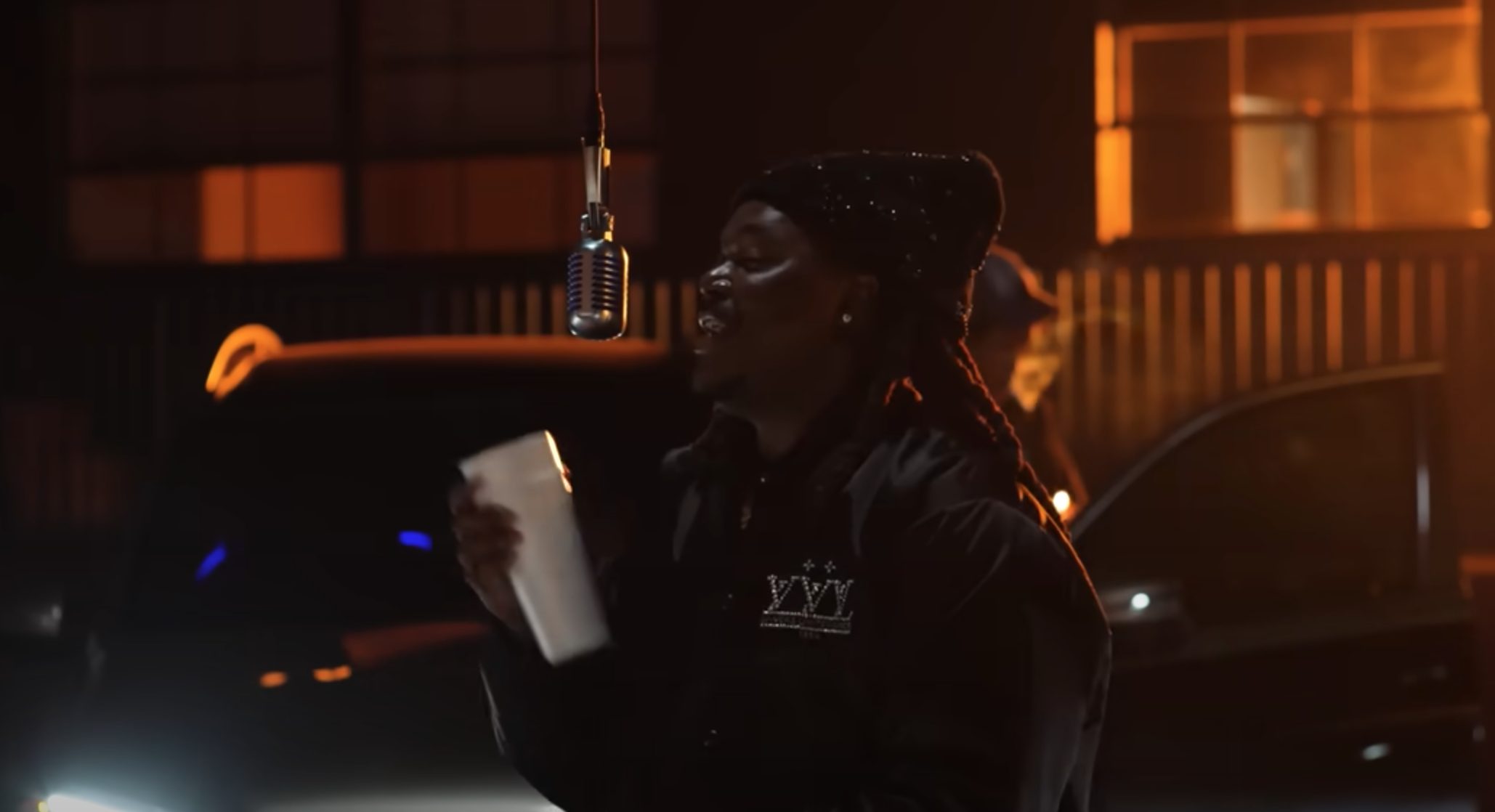 LUCKI rinde varios homenajes en su nuevo ‘Bad InFluence Freestyle’